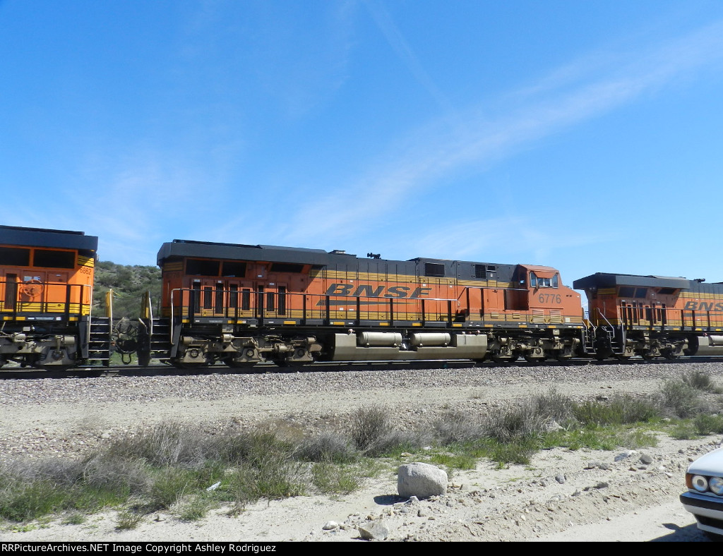 BNSF 6776